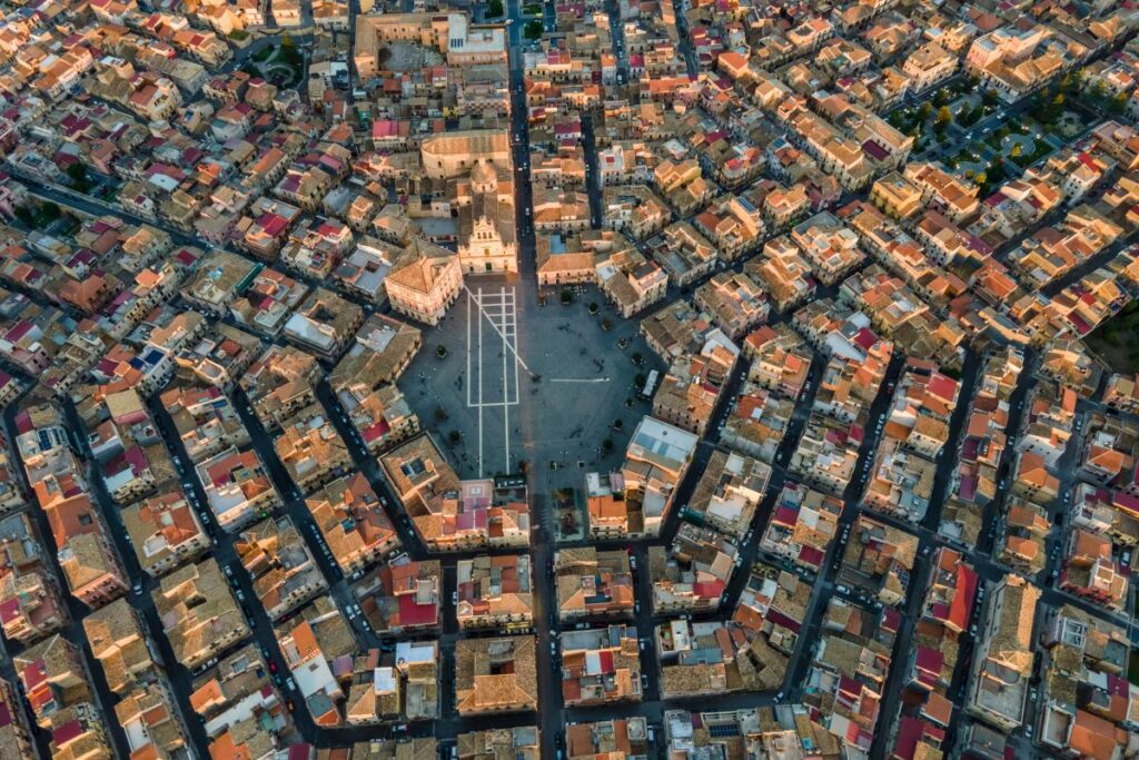 Ecco le 7 città italiane dove le case costano meno Ecco le 7 città italiane dove le case costano meno