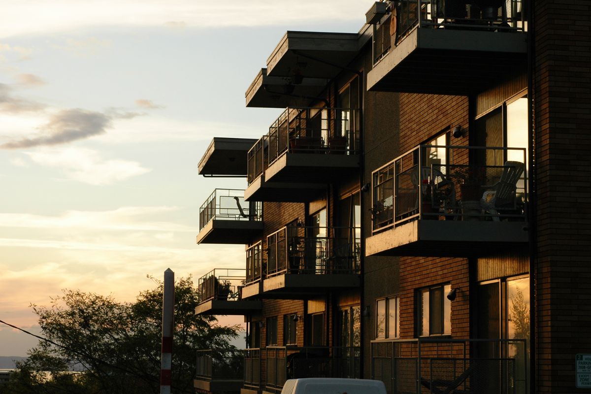 Che differenza c'è tra piano terra e piano rialzato?